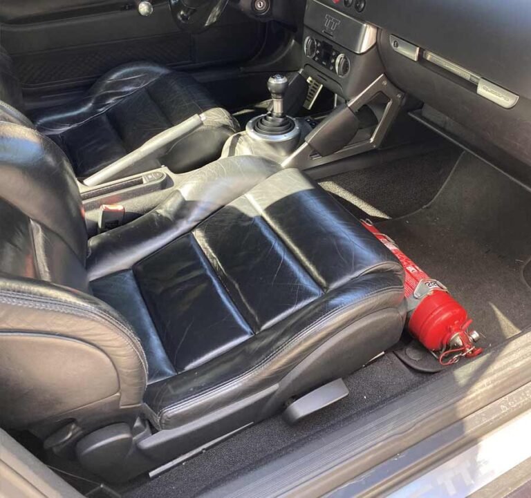 Audi TT 8N Fire Extinguisher Mount - Safety #1